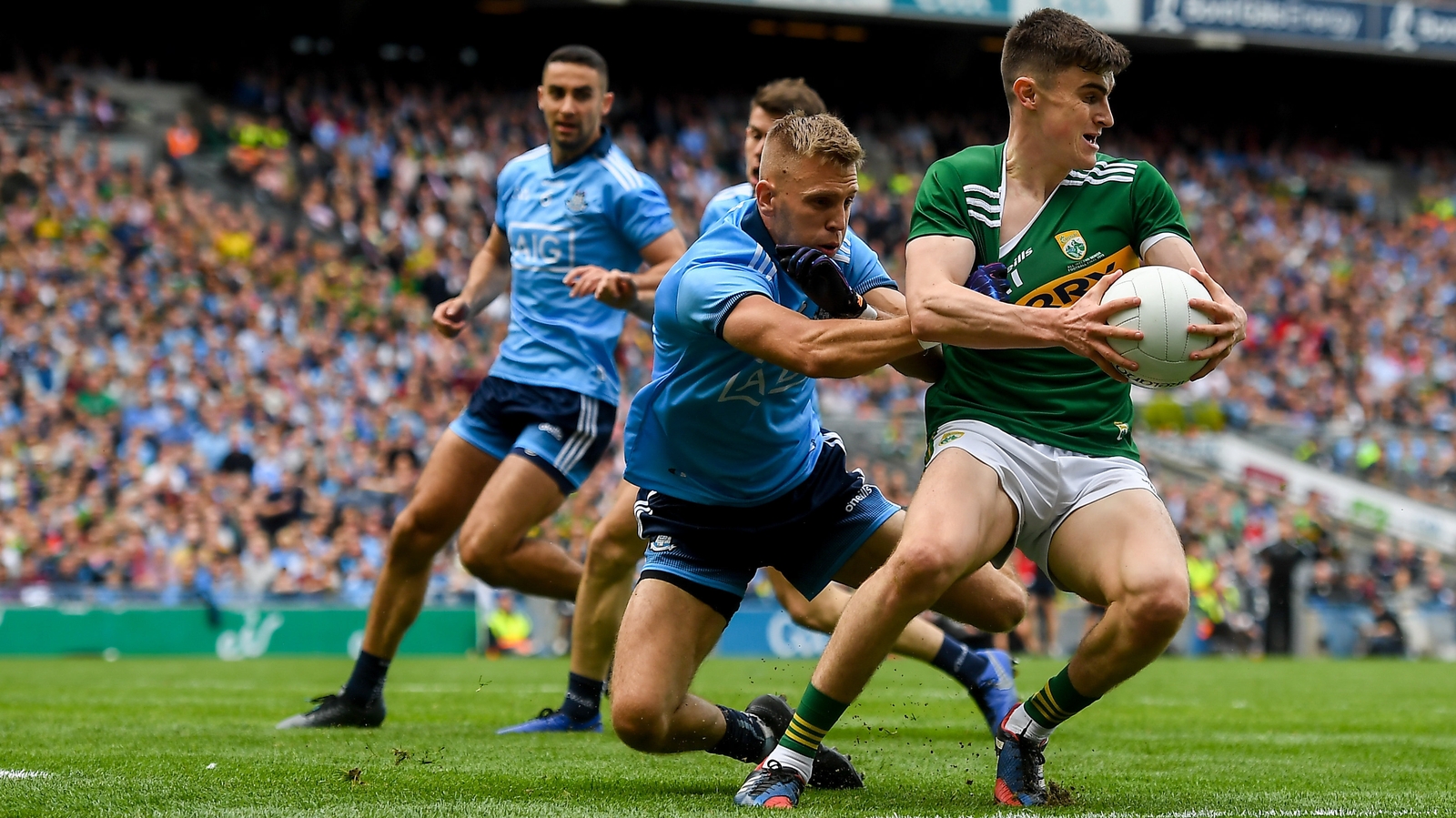 Casey hails 'breathtaking game of football'