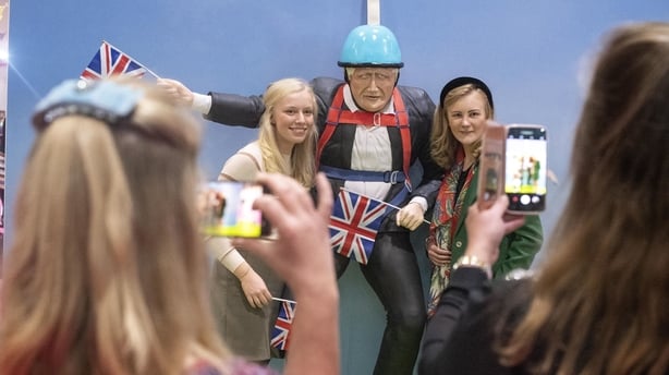 Life-sized cake of Boris Johnson unveiled at bake show