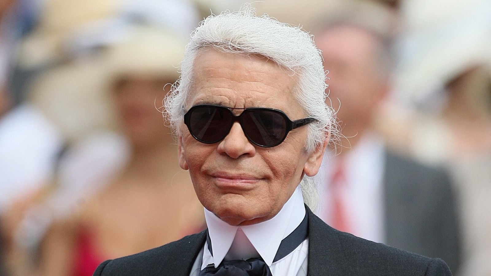 5 fashion documentaries to watch on a rainy day