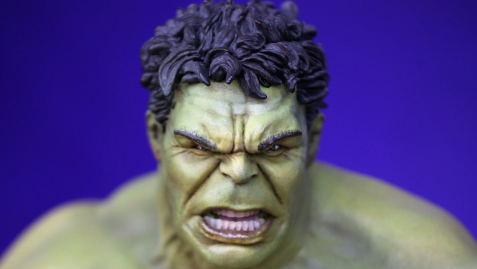 Toddler goes viral for telling Incredible Hulk 'No'