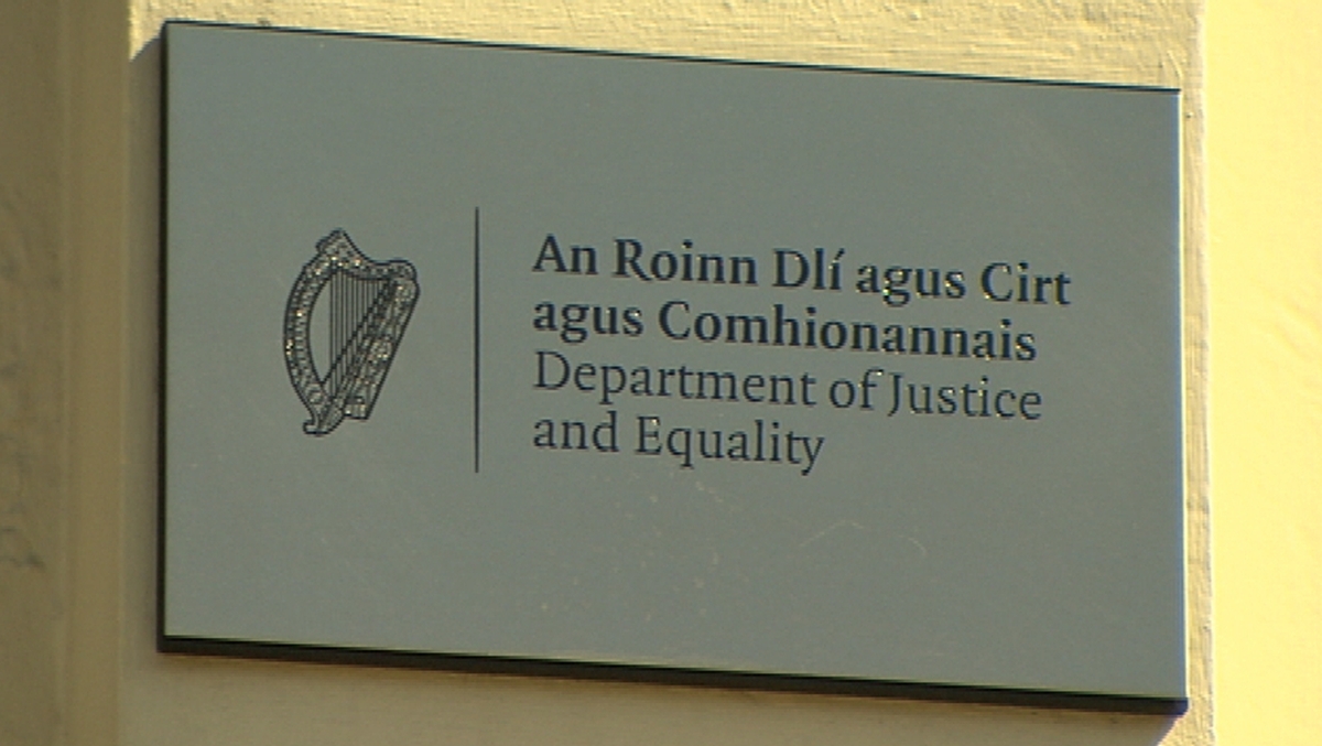 Objections to new Direct Provision Centre in Offaly | News At One - RTÉ ...
