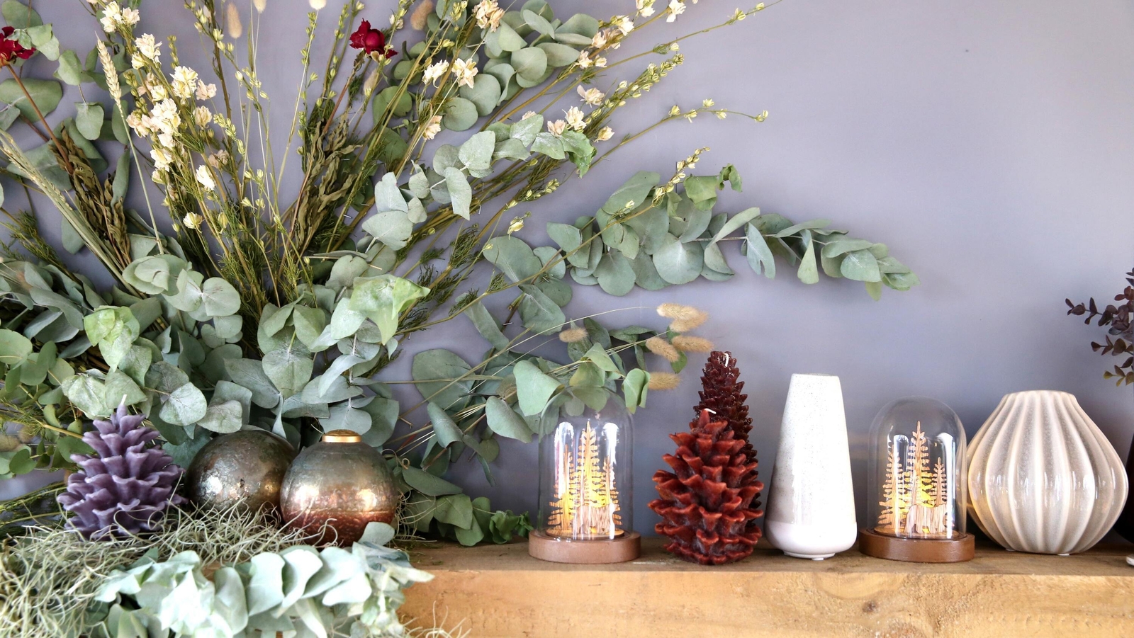 How to style your yuletide mantelpiece the natural way