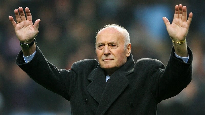 Former Aston Villa manager Ron Saunders dies aged 87