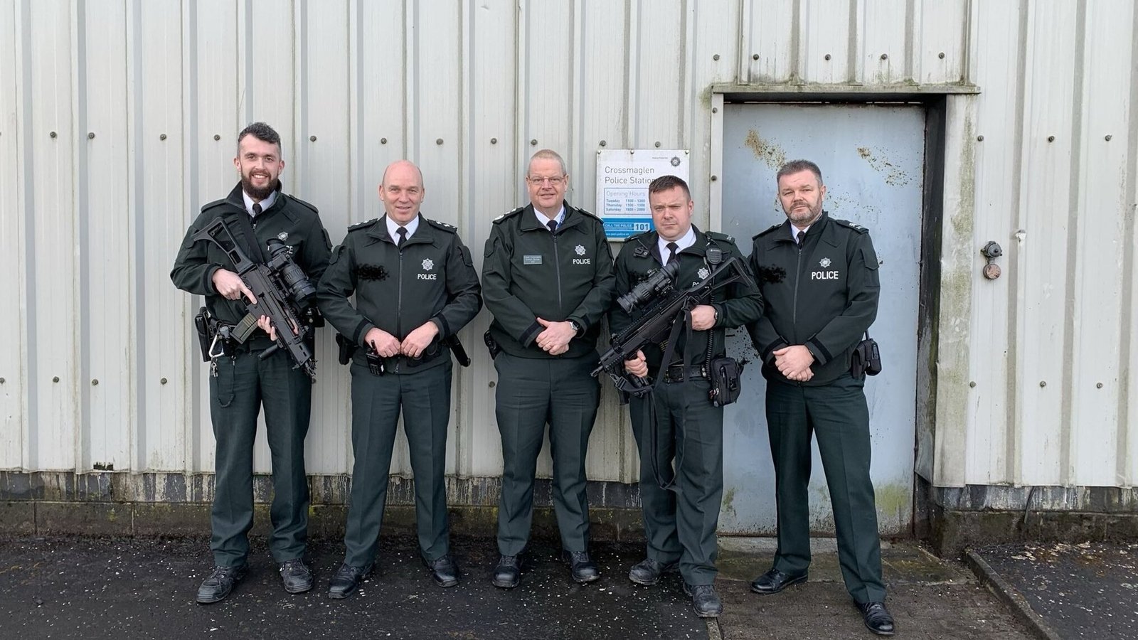 PSNI chief apologises for picture with armed officers