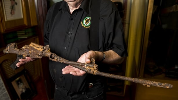 Shoes from Gaddafi among items in republican collection