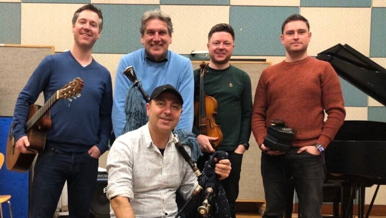 Ceol beo le sárghrúpa na hÉireann agus na Gailíse