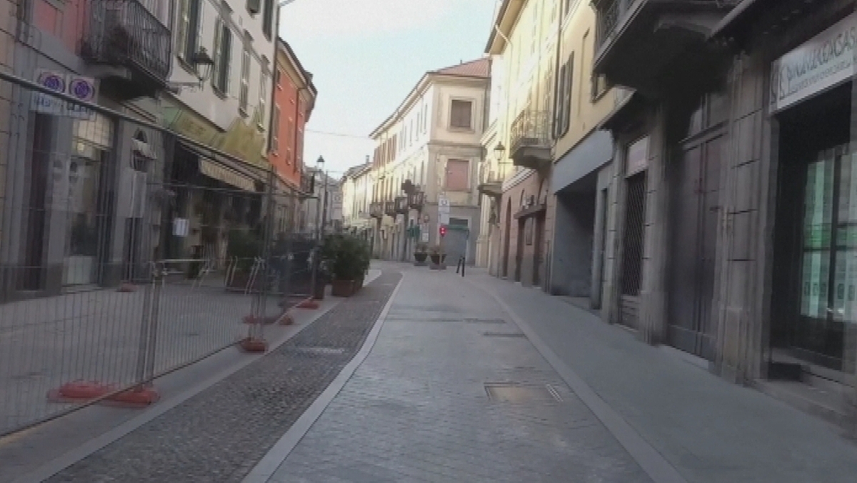 Northern Italian towns in Coronavirus lockdown | News At One - RTÉ Radio 1