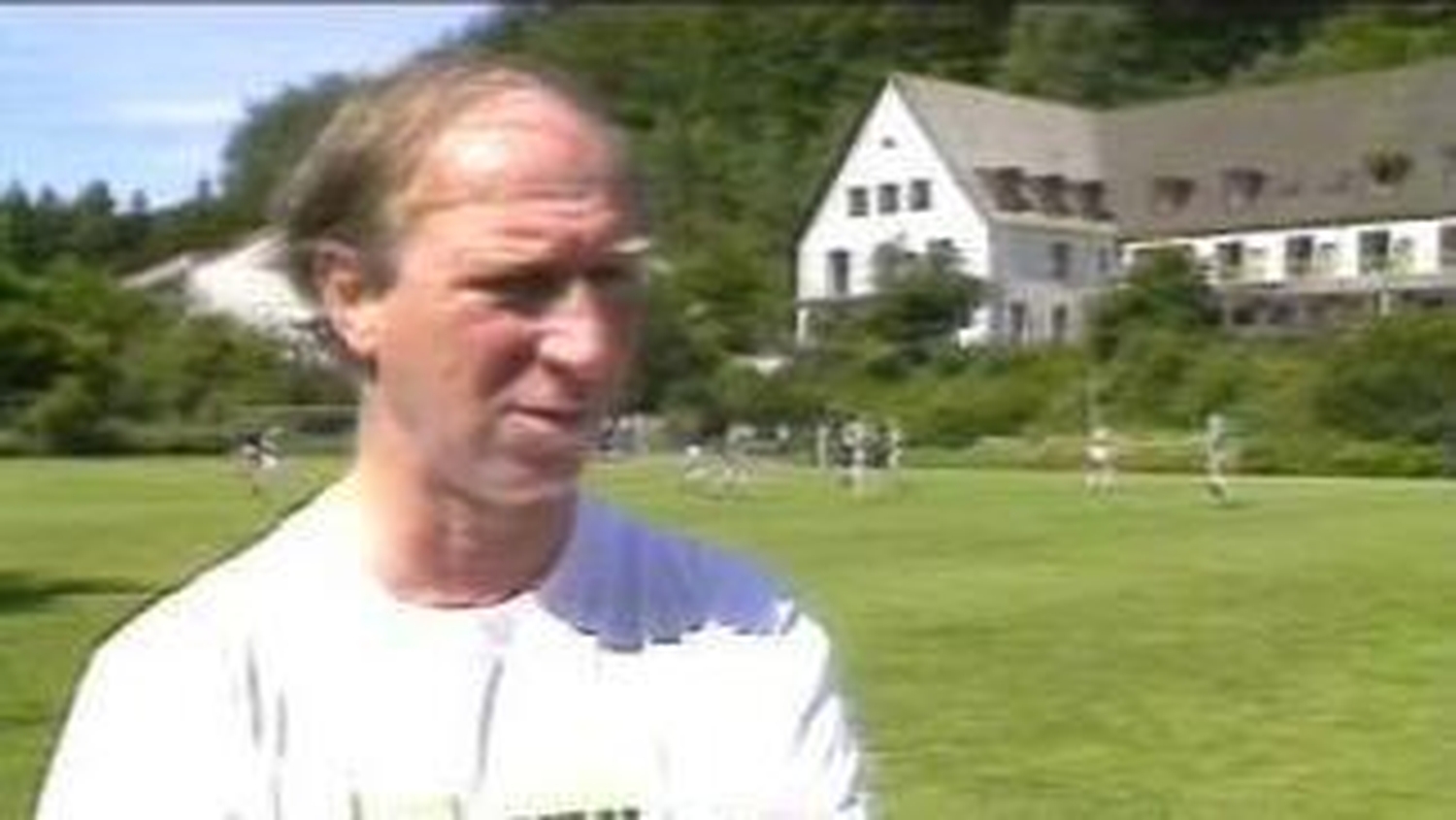 RTÉ Archives | Collections | Euro ‘88: Irish Squad Train