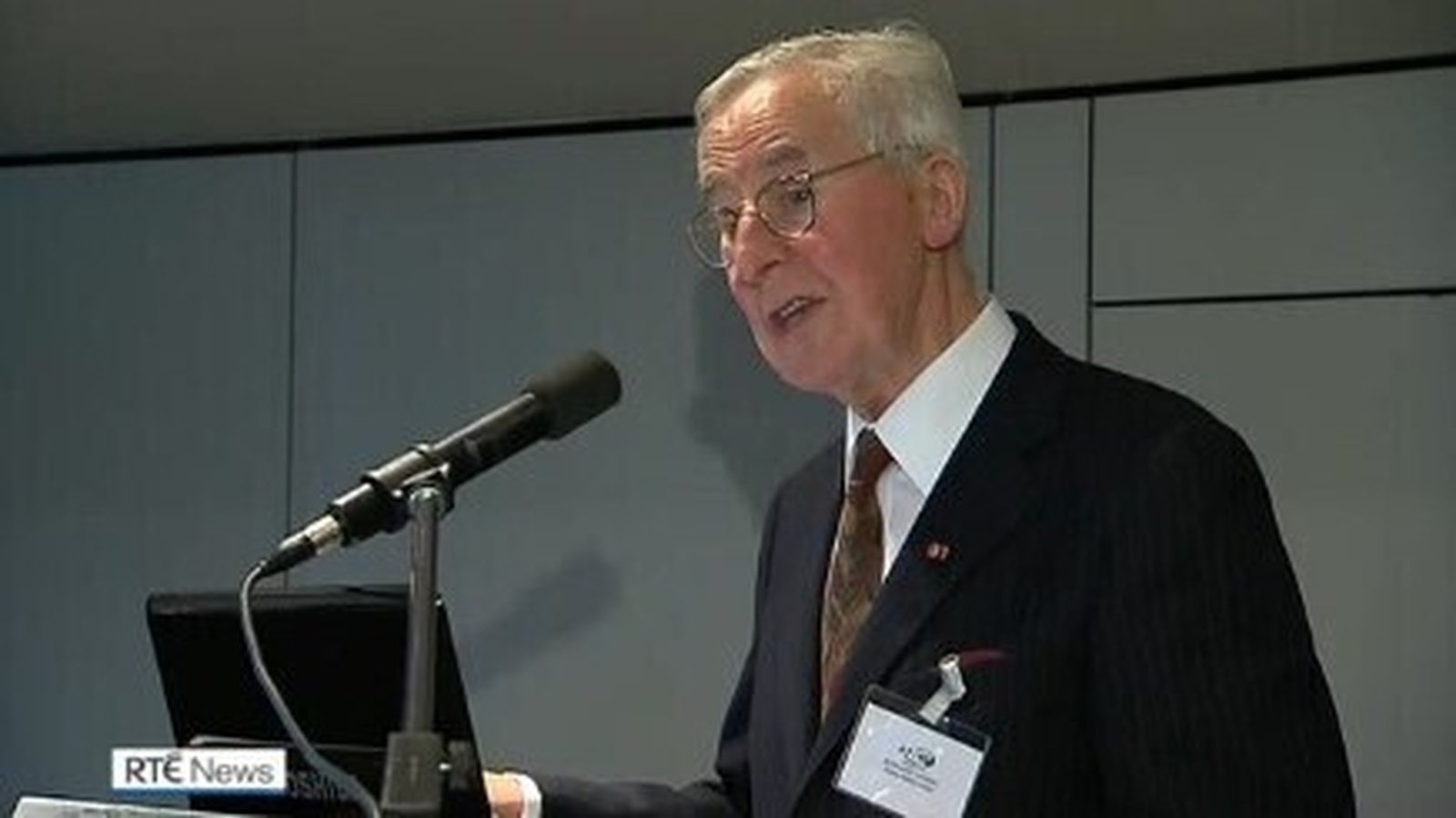 Former RTÉ Director General Tom Hardiman has died