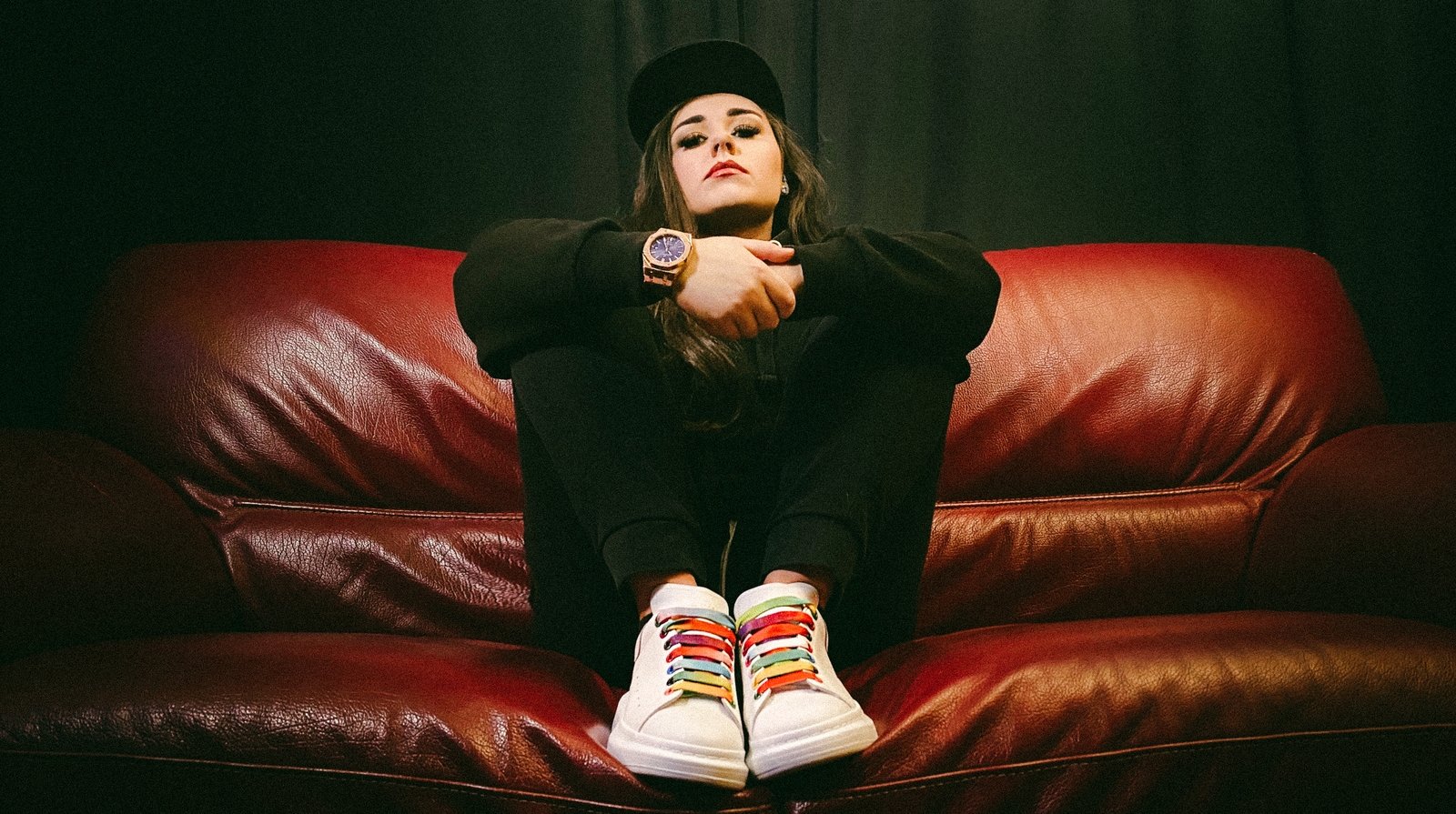 Behind the music - Jessica Hammond