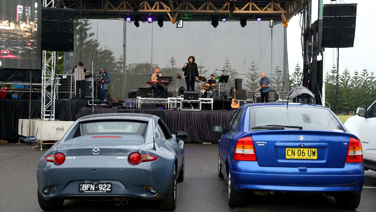 As it happened: 'Vast majority' following guidelines