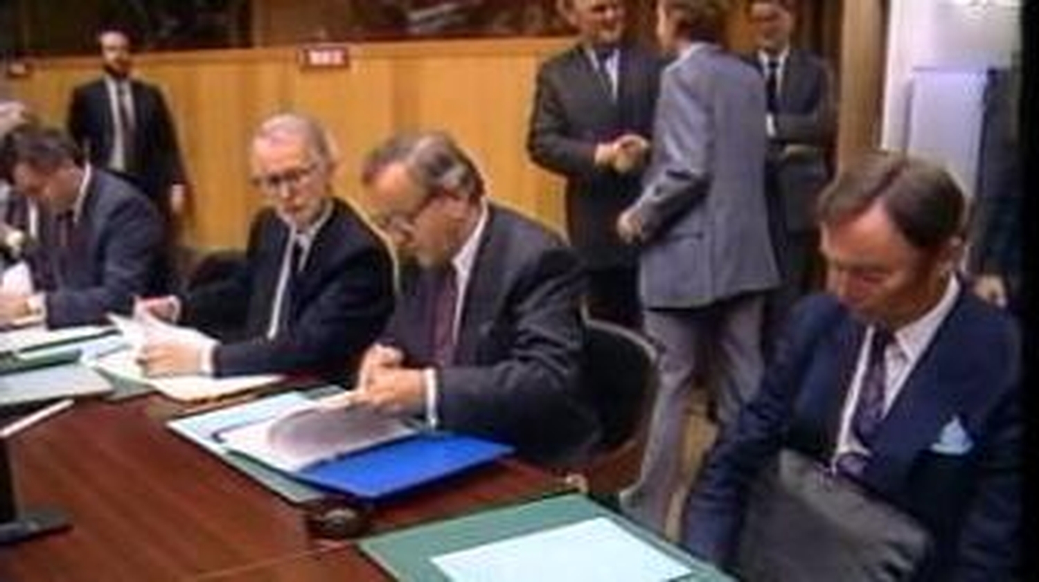 RTÉ Archives | Collections | Four Ministers Meet EC Commission
