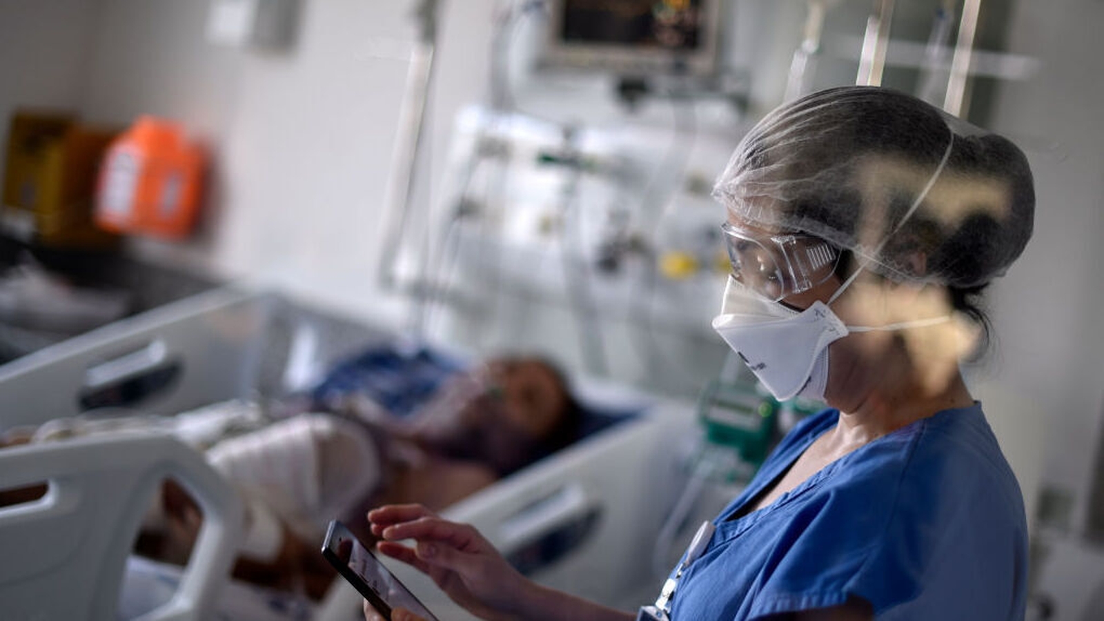 No discussion on cross-border use of ICU beds - Holohan