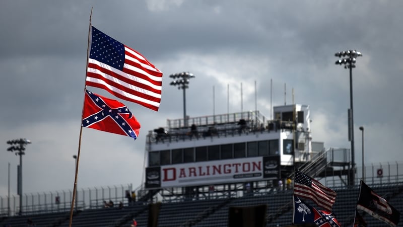 Nascar outlaws Confederate flag