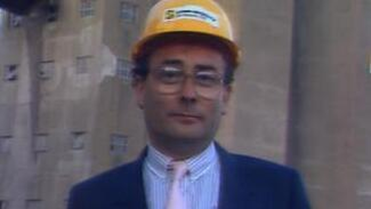 RTÉ Archives | Collections | Limerick Silos Still Standing