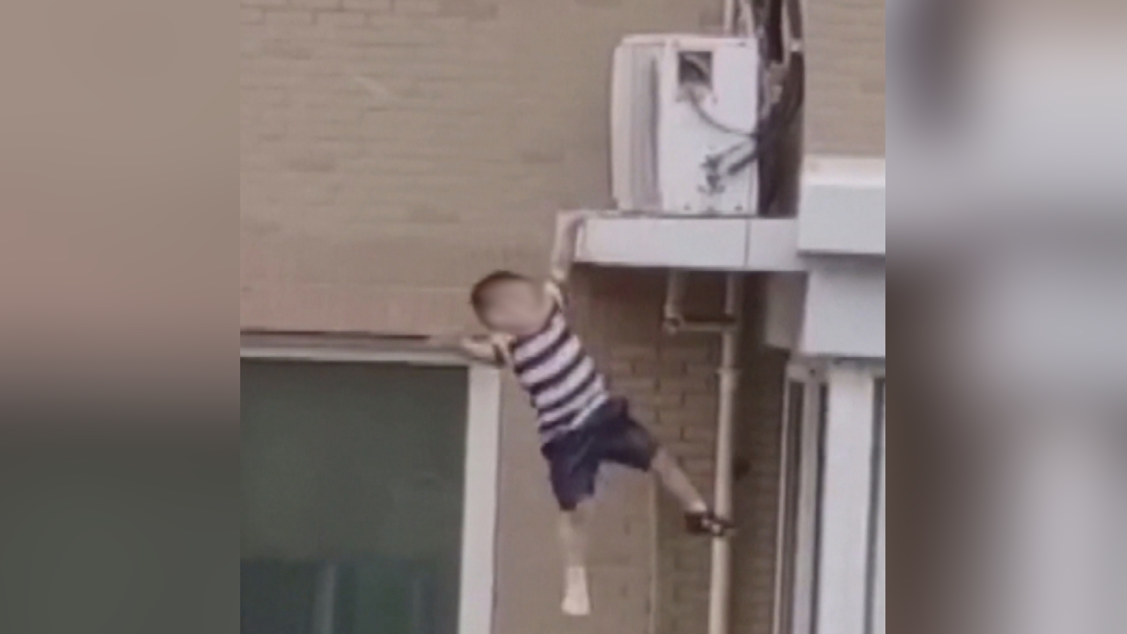 Man catches toddler falling from fifth floor in China