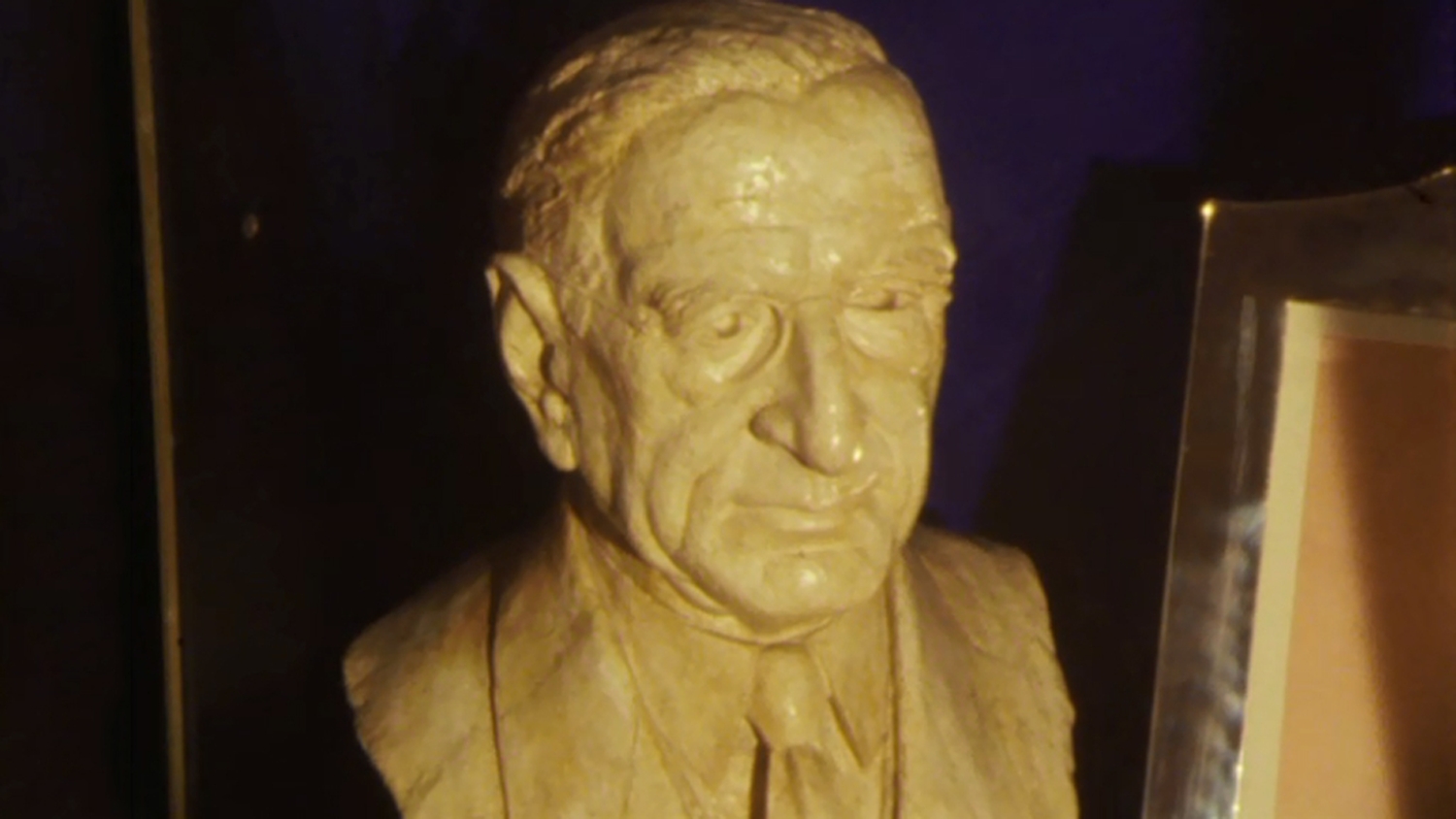 RTÉ Archives | Politics | De Valera Memorabilia