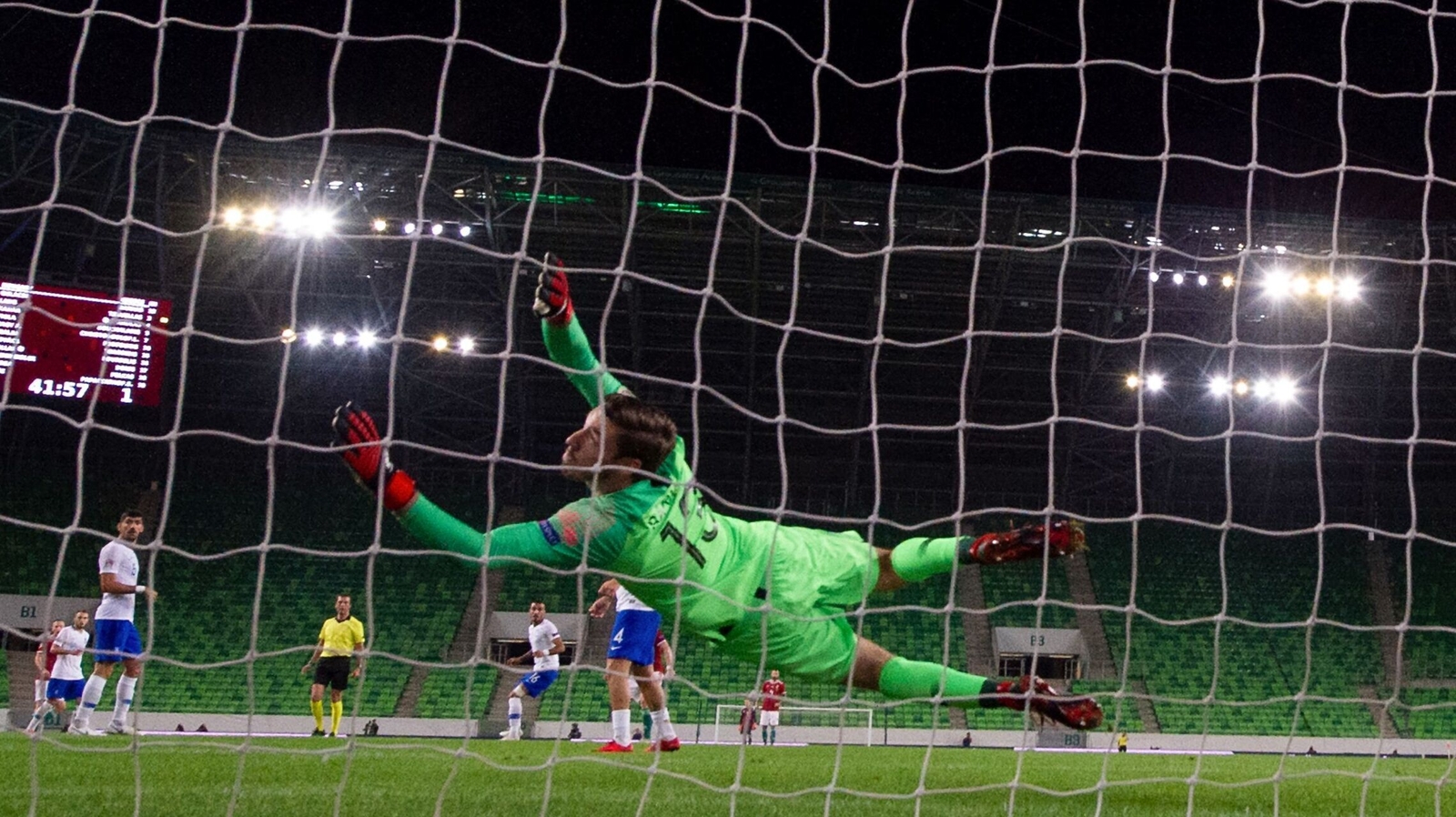 Celtic closing in on £4.5m Greek keeper Vasilis Barkas