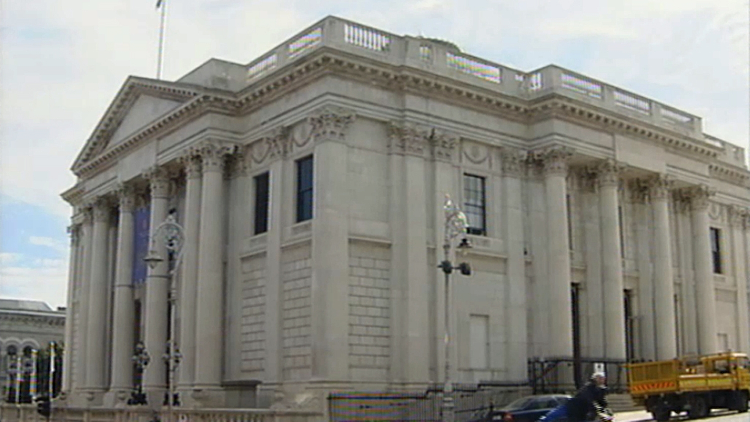 RTÉ Archives | Environment | Restored Dublin City Hall