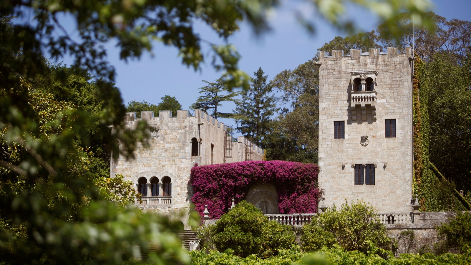 Franco family ordered to return mansion by court