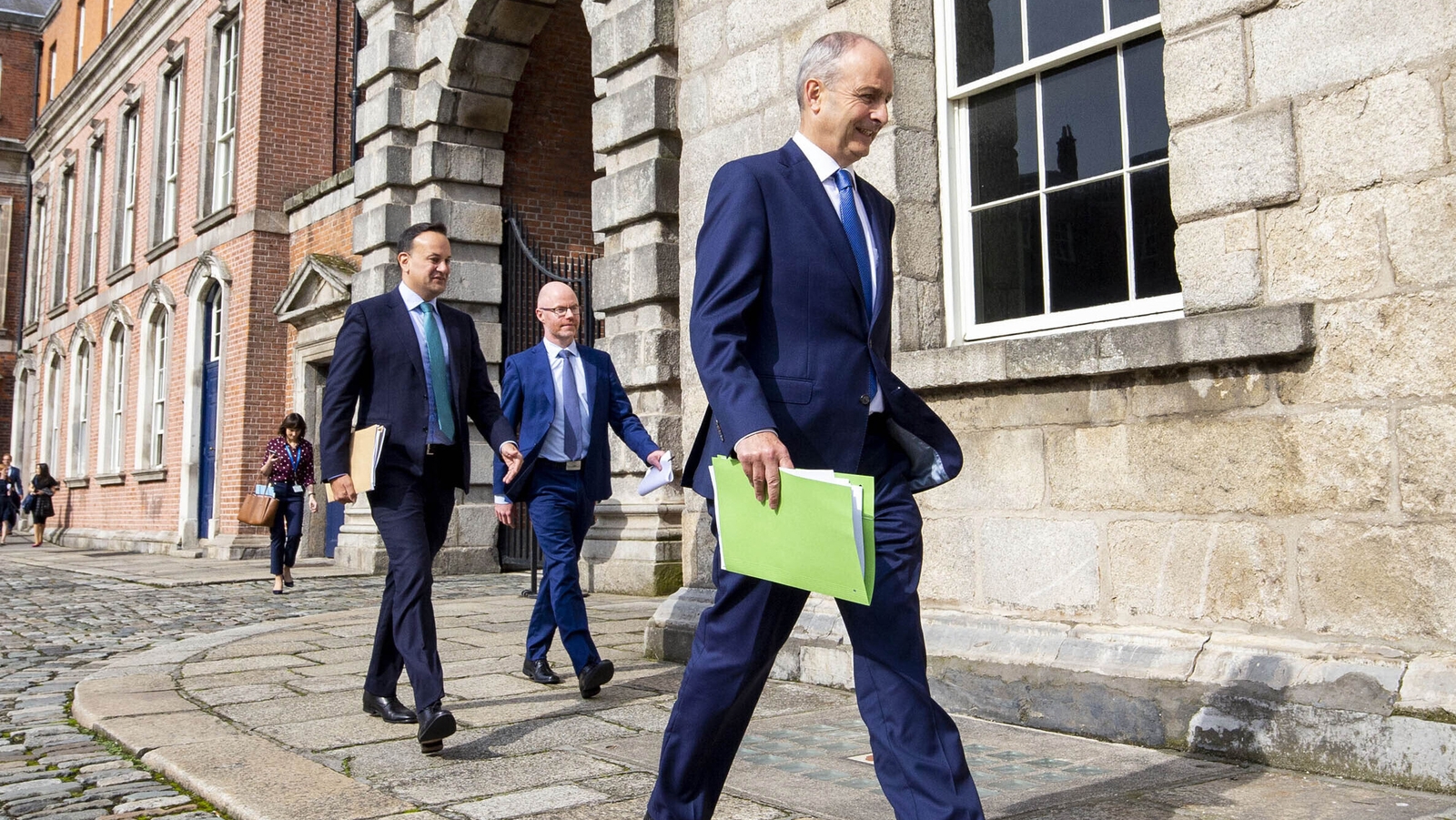 Chéad agallamh an Taoisigh ar RTÉ RnaG