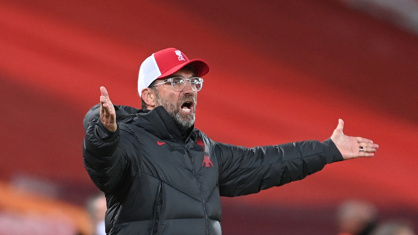 Klopp reluctantly admits Everton look 'especially good'