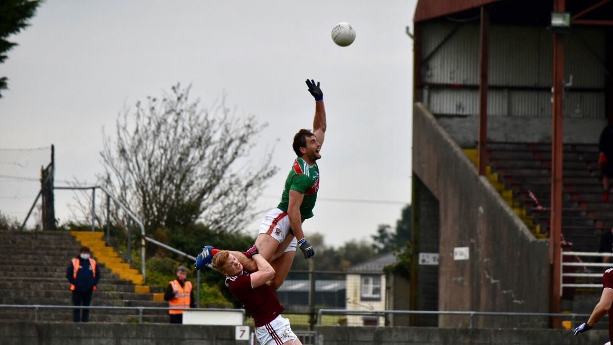 Amateur Photographer GAA photo makes front page of national sports ...