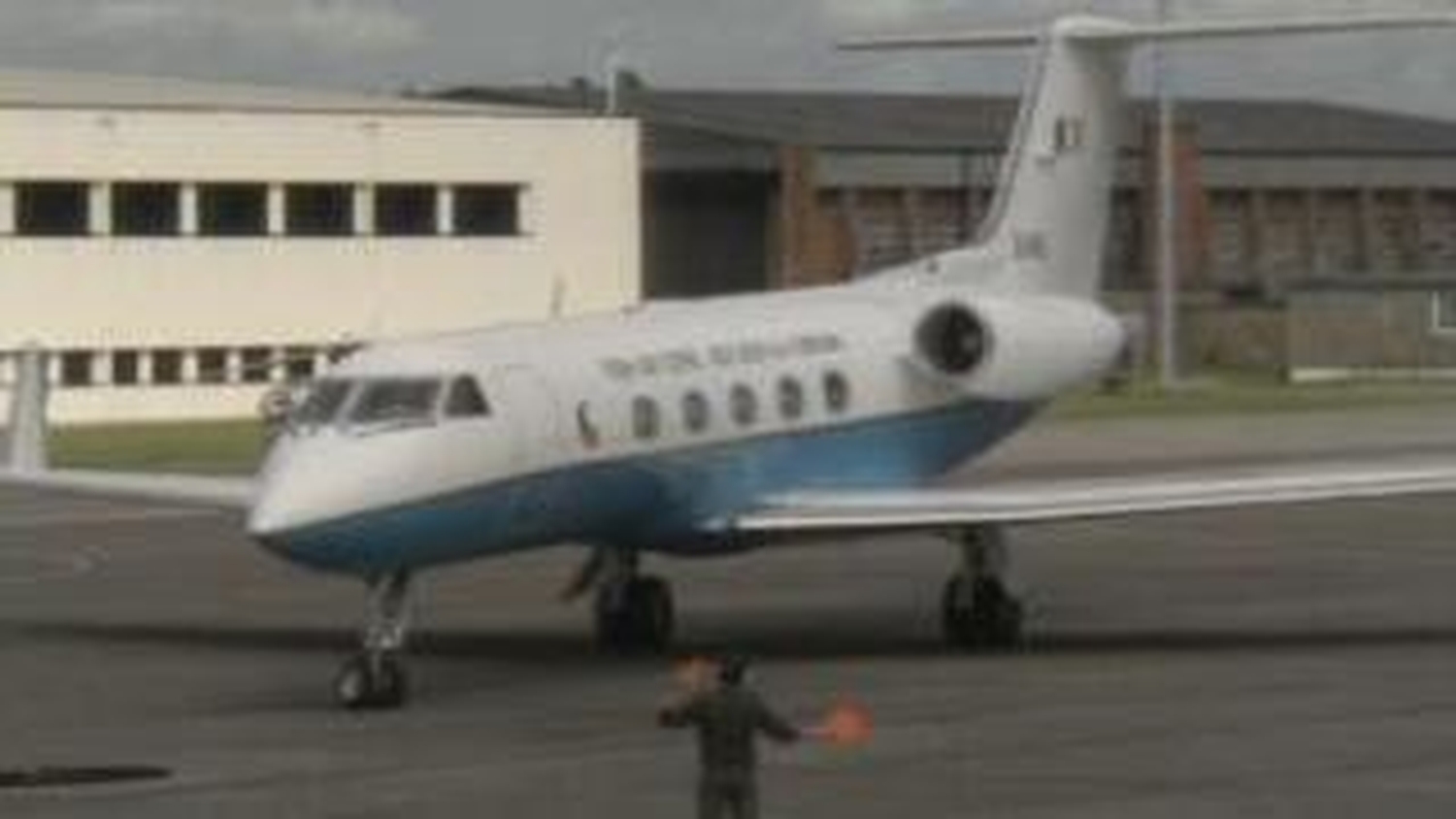 RTÉ Archives | Collections | Government Jet At The Ready