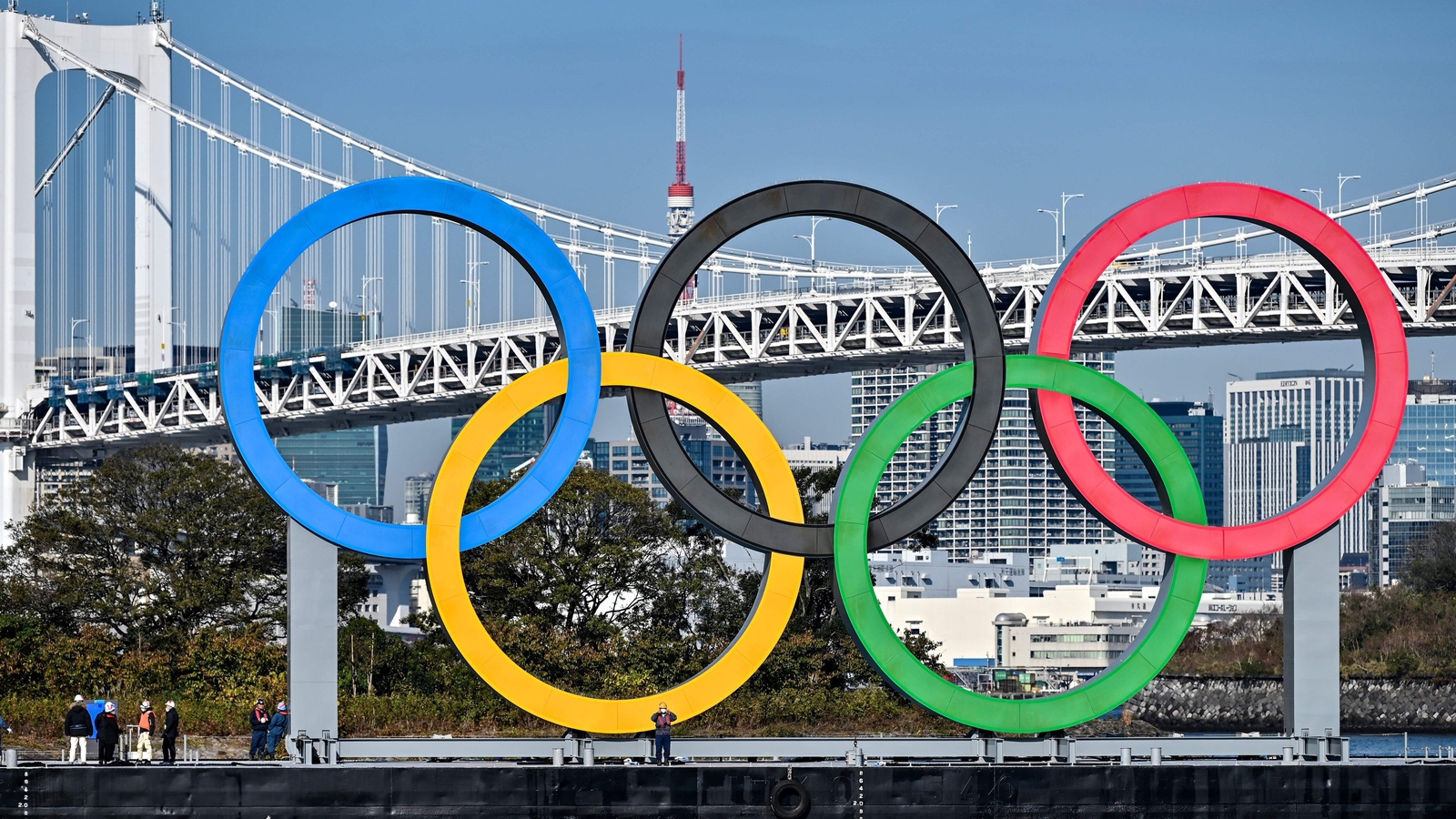 Olympic rings return as Tokyo bids to build excitement
