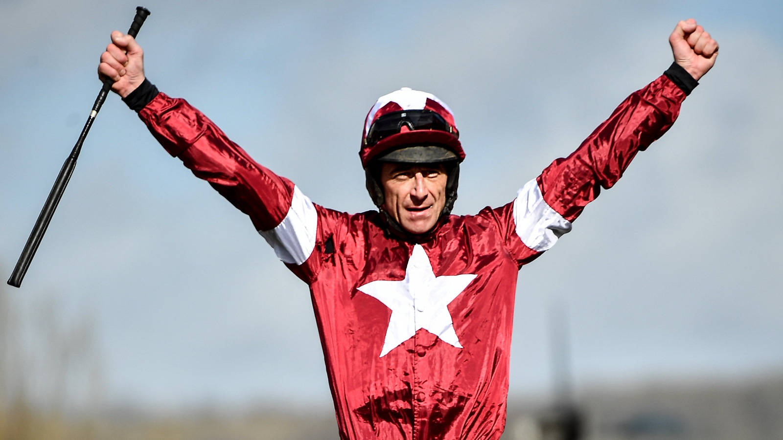 Davy Russell upbeat as he stays on road to recovery