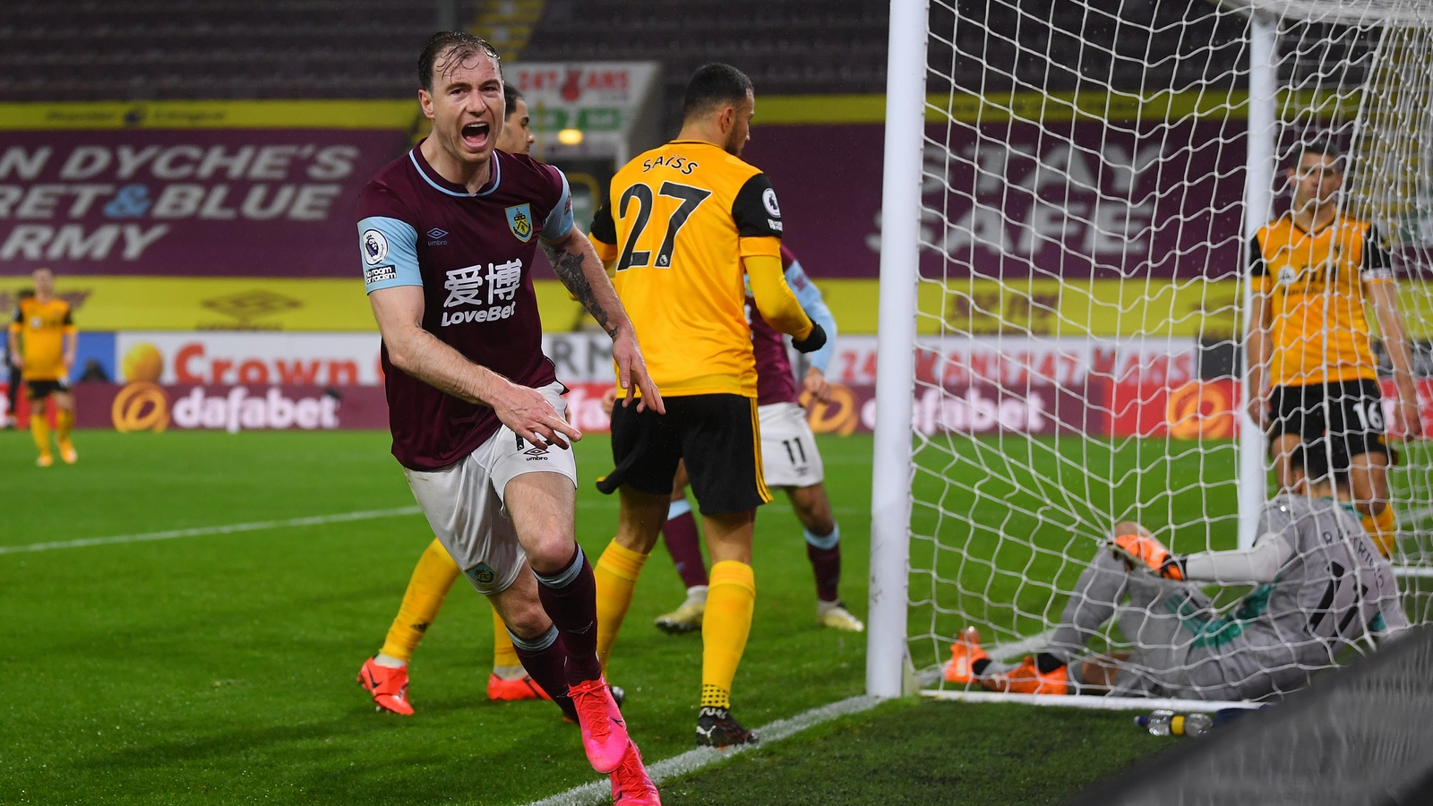 Burnley continue good run of form with win over Wolves