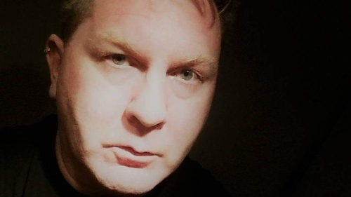 Behind the music - Barry Warner