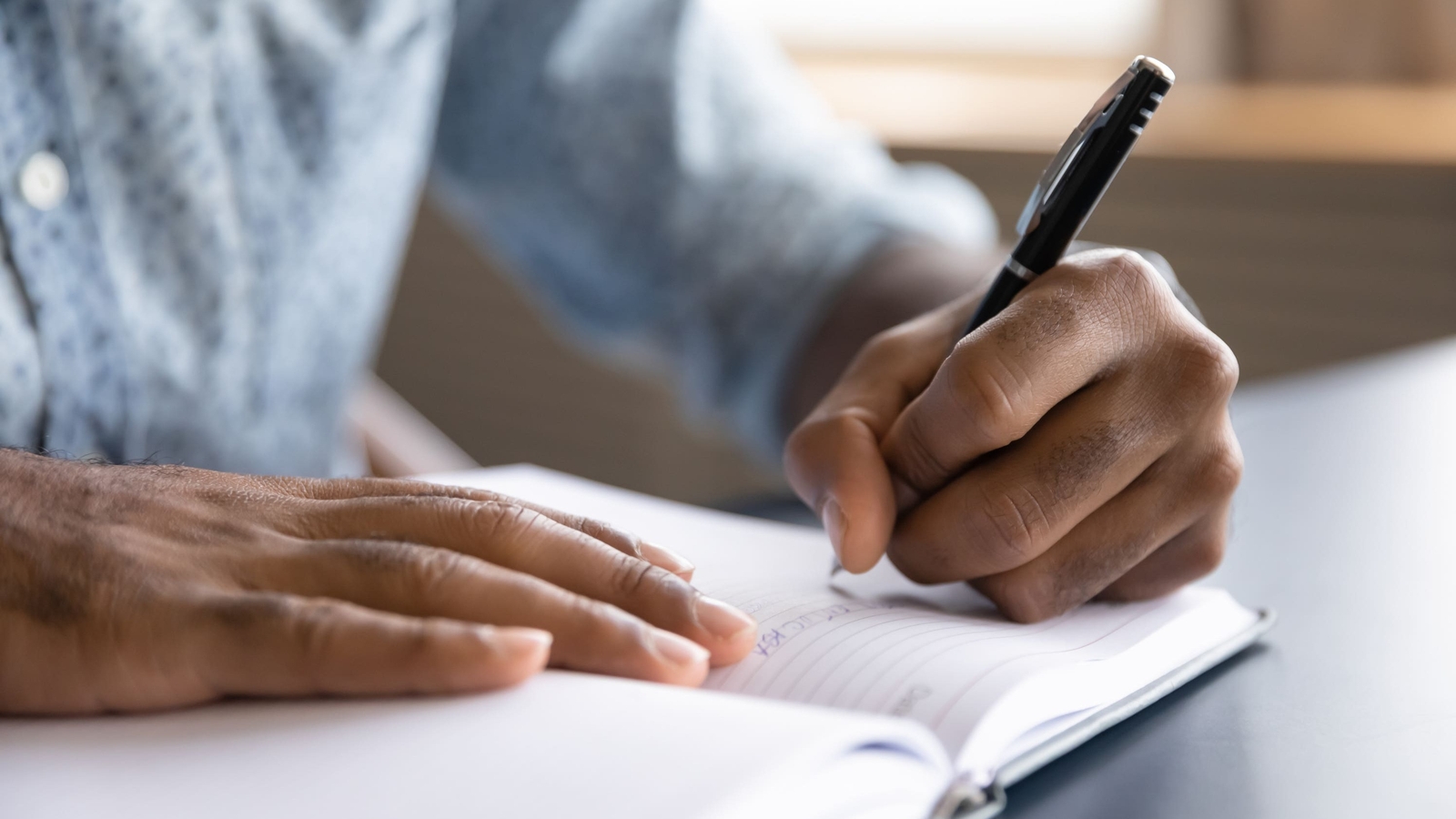 An bhfuil fonn scríbhneoireachta ort?