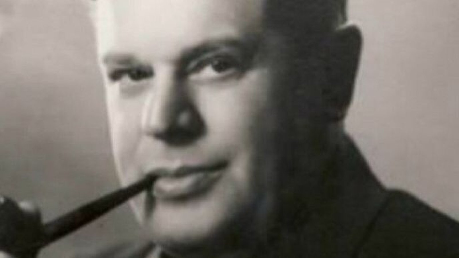 Brian Bilston - the Poet Laureate of Twitter talks to RTÉ Arena