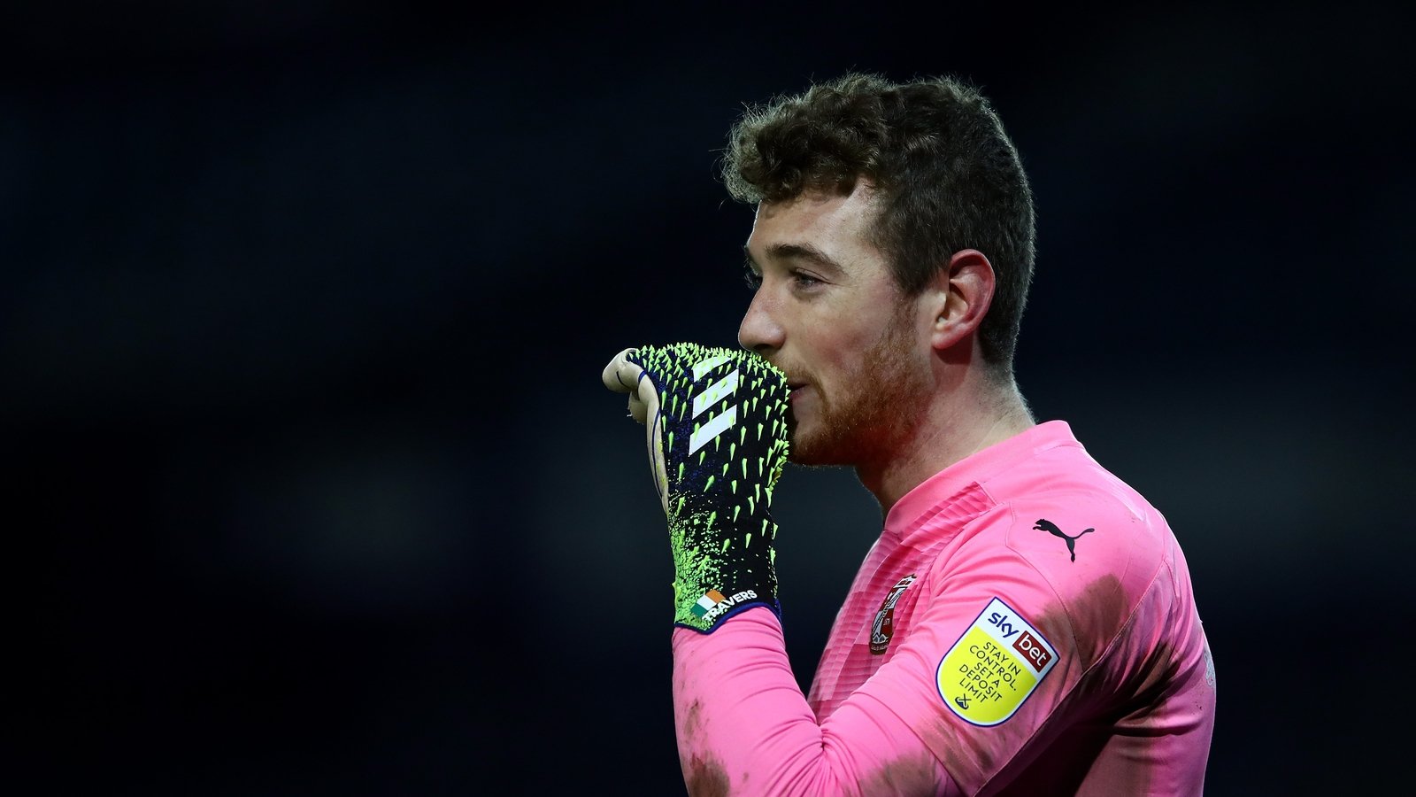 Bournemouth recall Ireland's Mark Travers