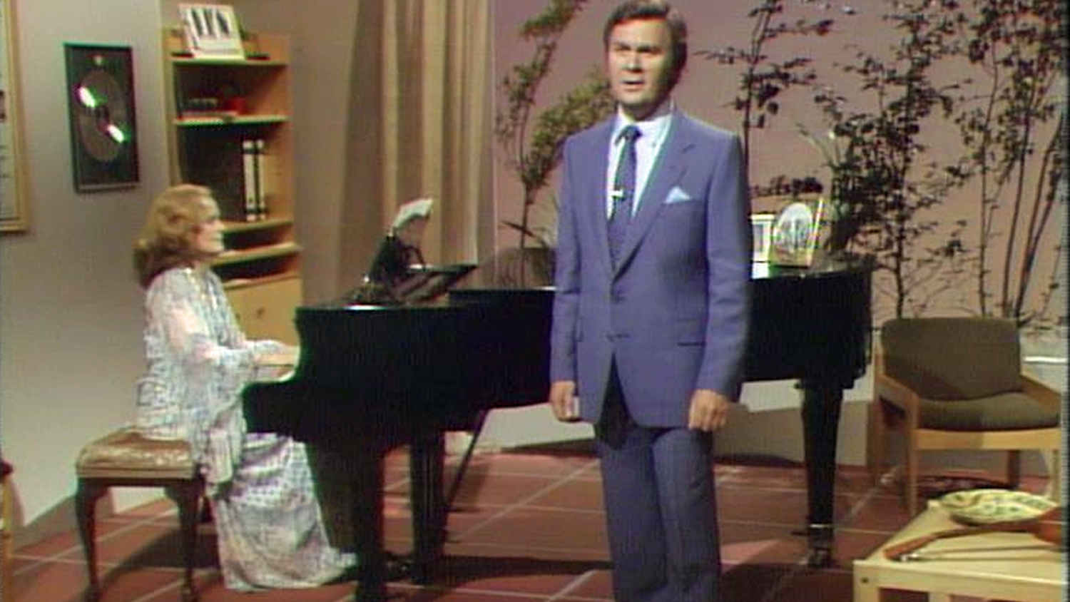 RTÉ Archives | Arts and Culture | For Your Pleasure Frank Patterson