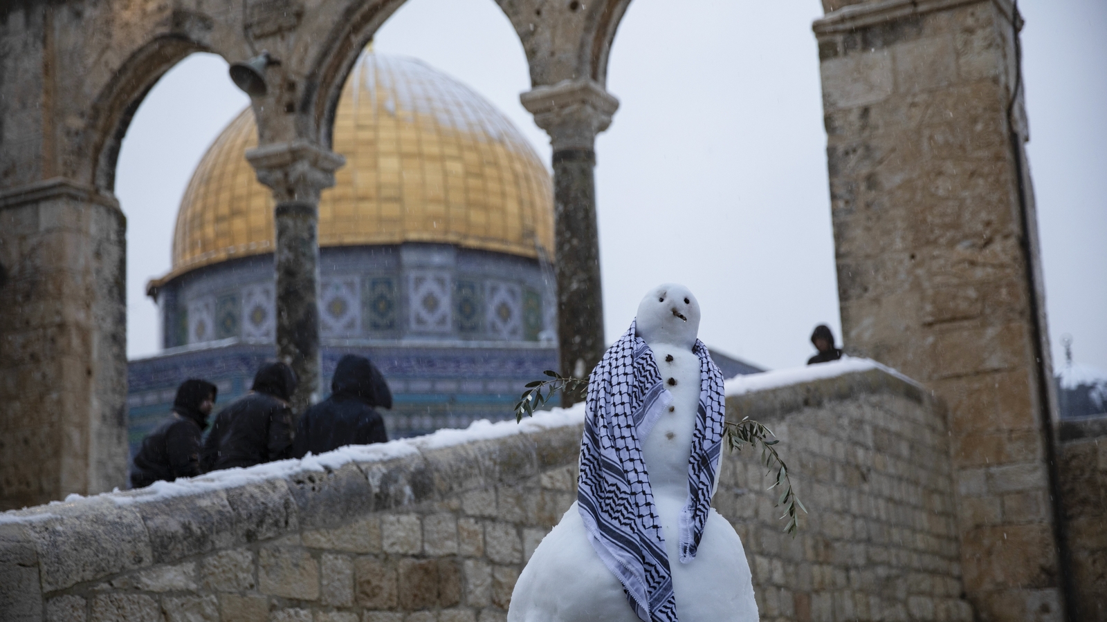 Jerusalem challenge: Rare snowfall in Old City