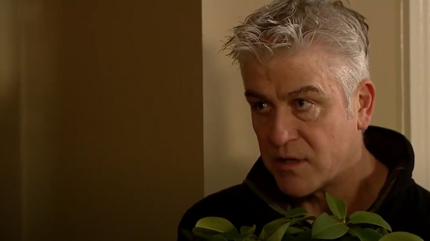 Philanderer Tommy turns relationship guru on Fair City