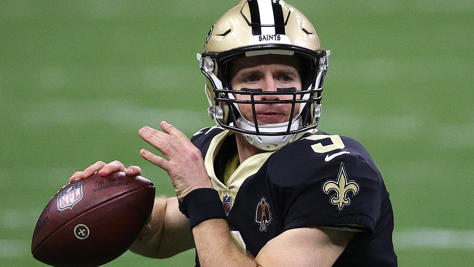 Brees calls time on 20-year NFL career