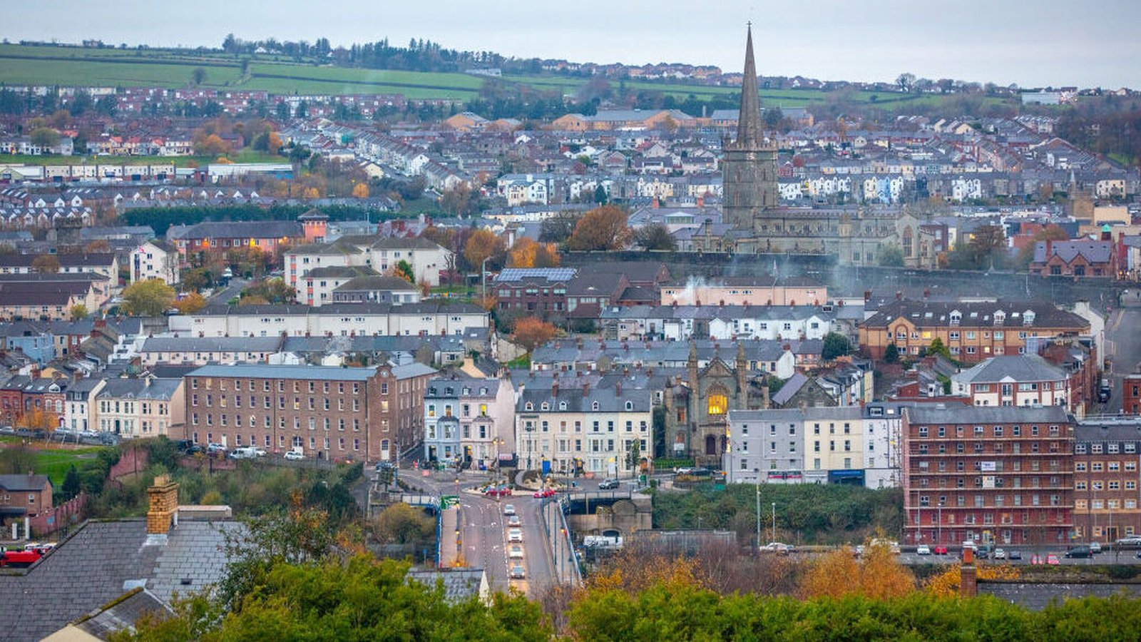 Deal to invest £300m into Derry signed