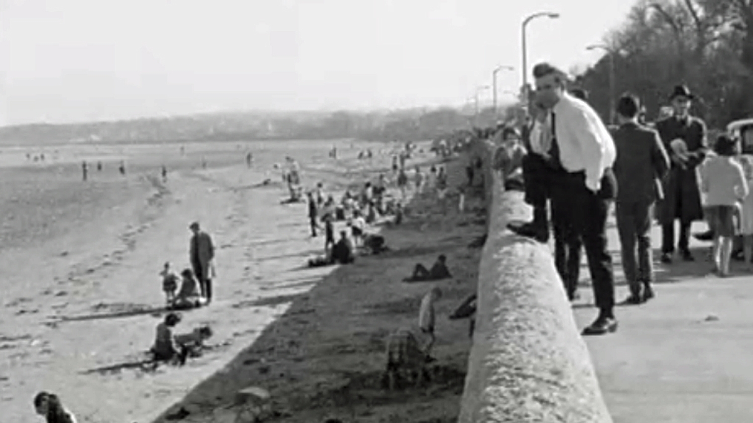 RTÉ Archives | Environment | A Hot Day In March