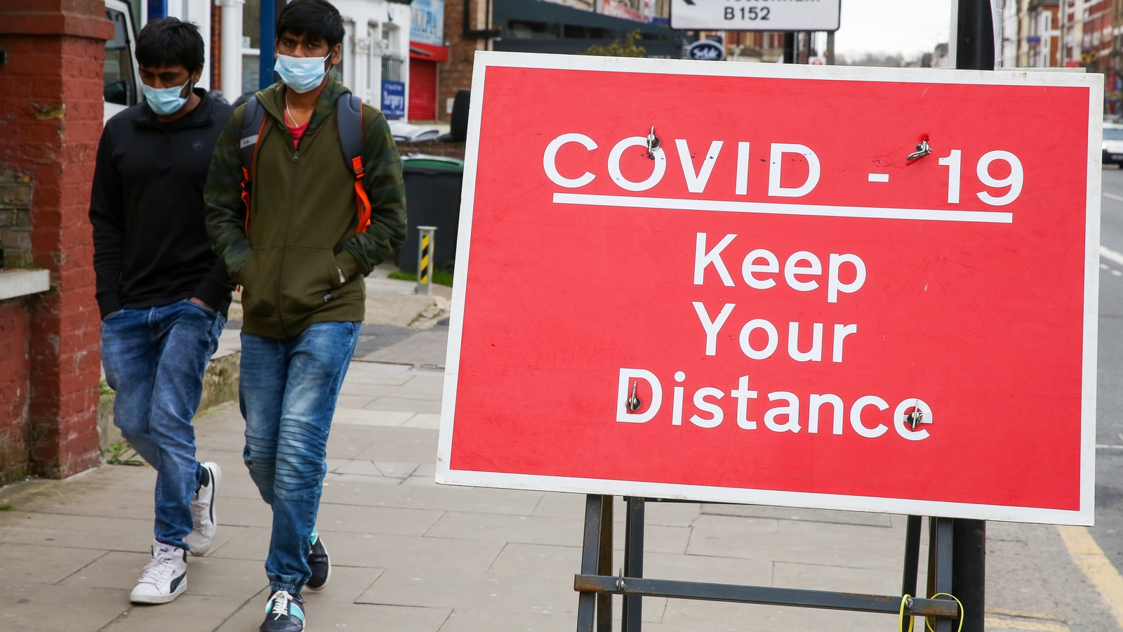 UK to stop publishing Covid R number as cases fall