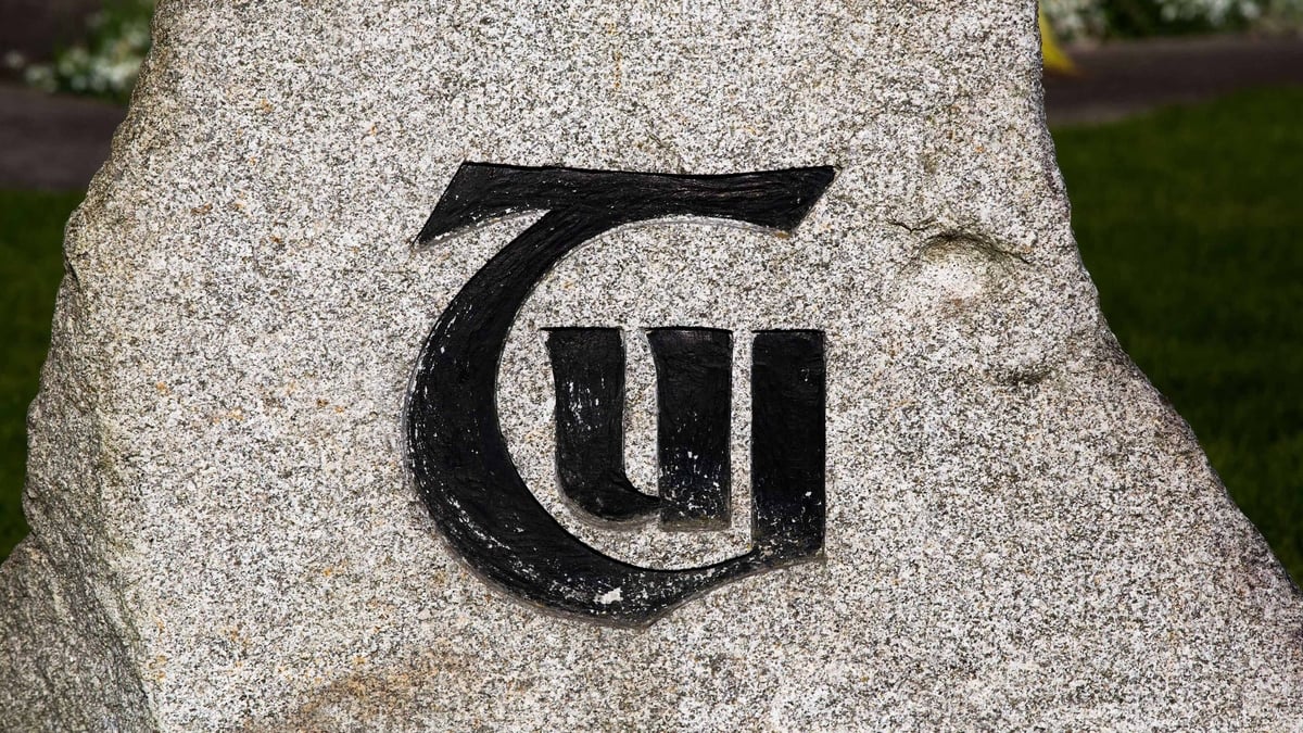 Liam Mac a’ Mhaoir, Tuairisceoir RnaG & Máire Áine Ní Chonghaile agus ...