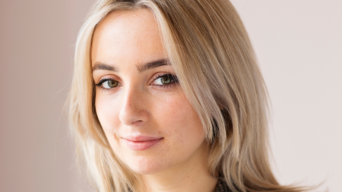 Kate Demolder - The 'Trad Wife' Trend | The Laura Fox Show - RTÉ 2FM