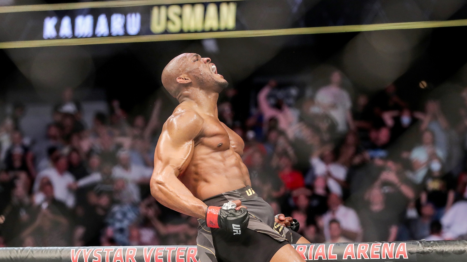 Kamaru Usman retains belt after brutal KO at UFC 261