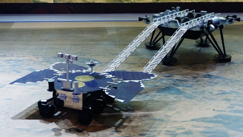 China's Zhurong rover makes history with Mars landing