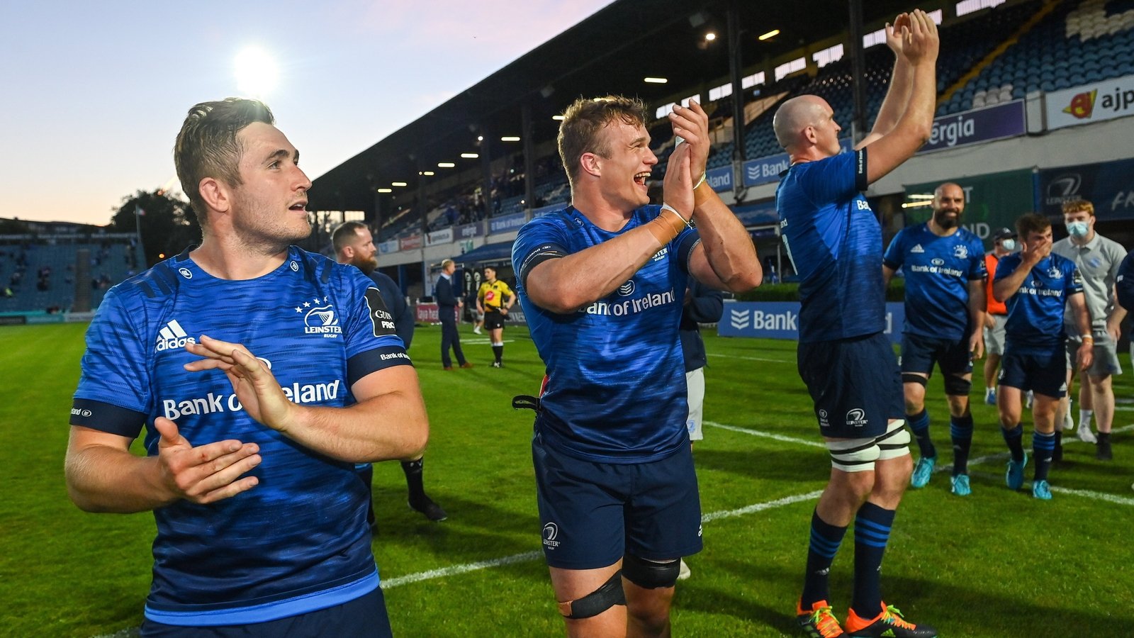 Leinster defeat Dragons to delight of returning fans