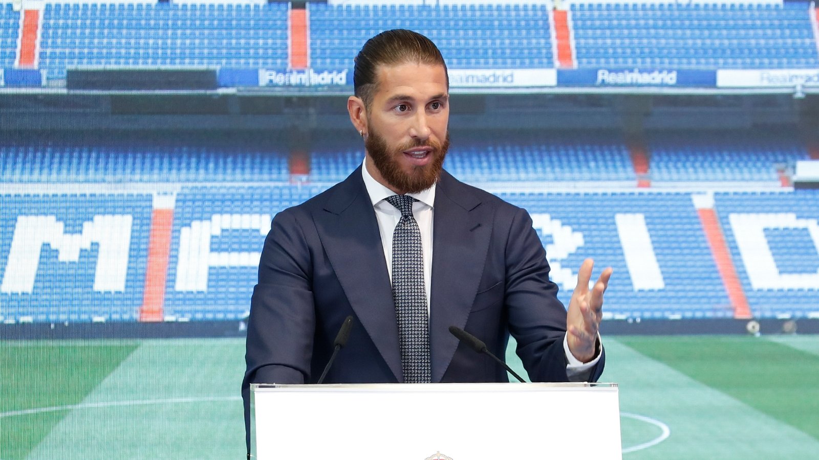 PSG sign Madrid defender Ramos on free transfer
