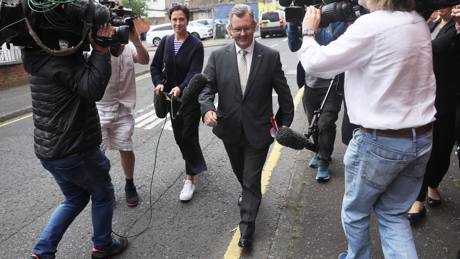 Donaldson favourite as DUP leadership nominations open