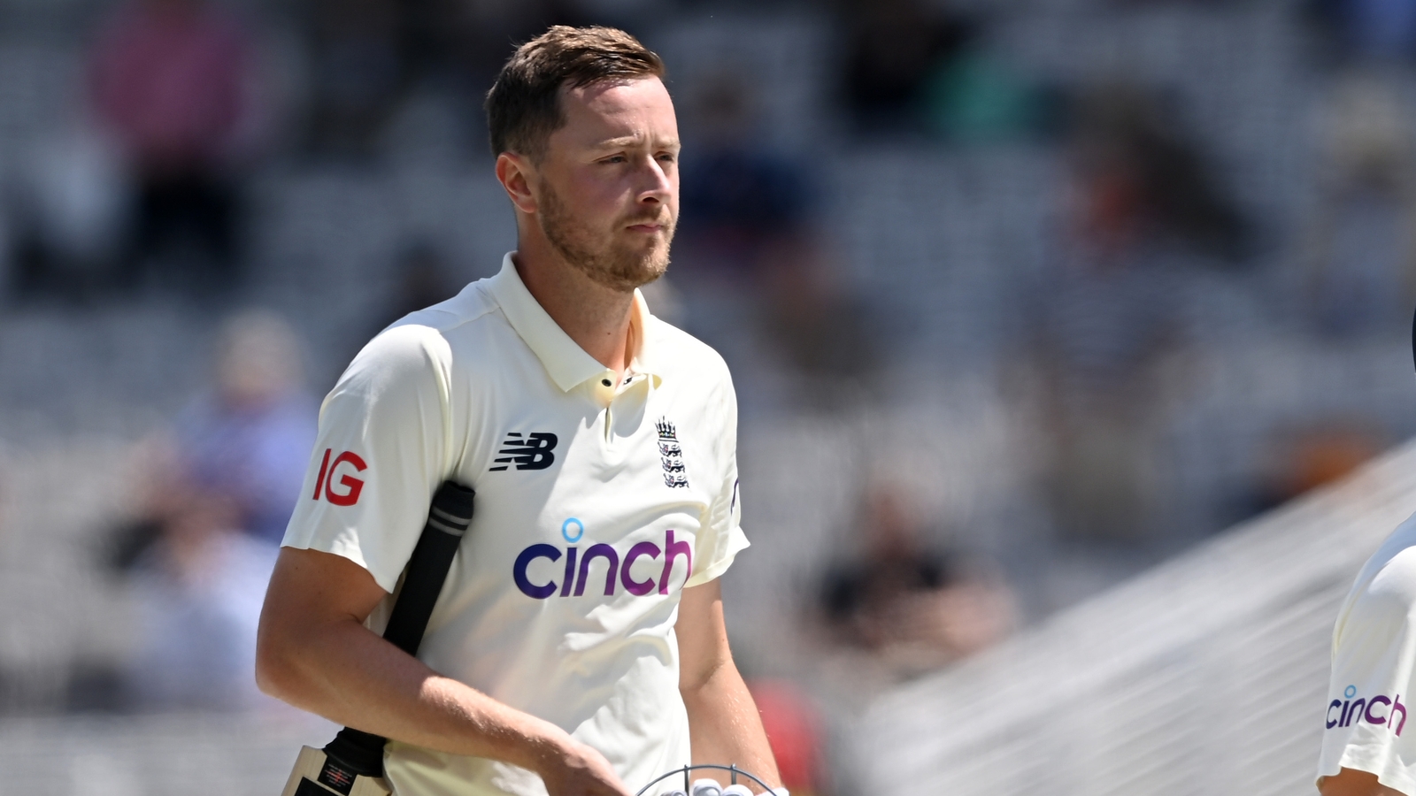 Robinson can resume England career after investigation